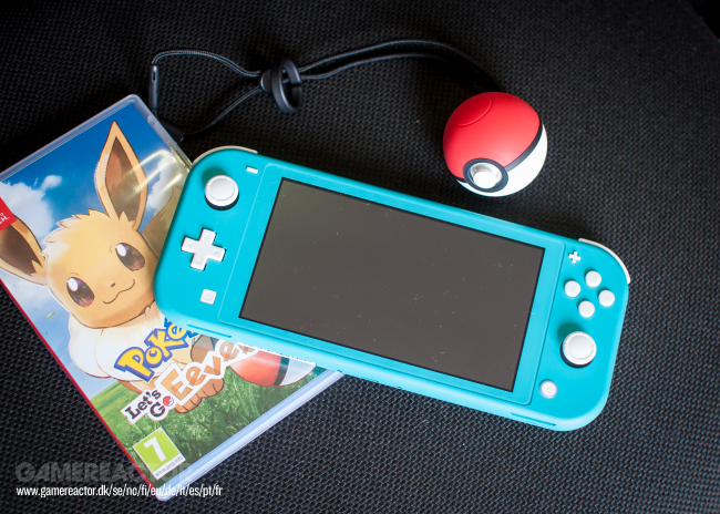 Here are our unboxing photos of the Nintendo Switch Lite - - Gamereactor