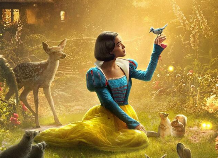 The new version of Snow White shows off in a short teaser trailer ...