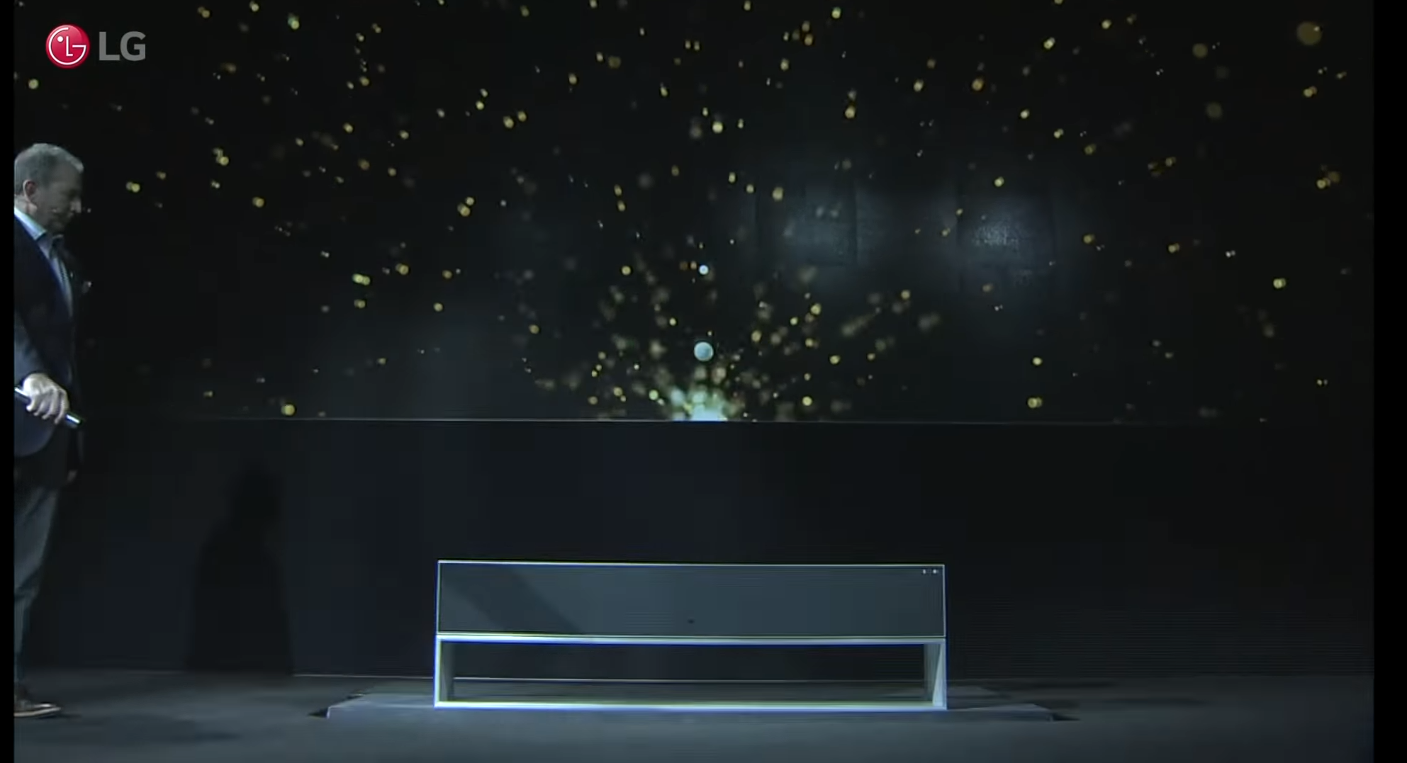 LG's foldable OLED TV will go on sale this year - - Gamereactor