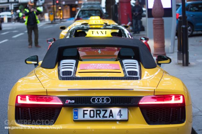 Forza Horizon 4 supercar-taxis take over London