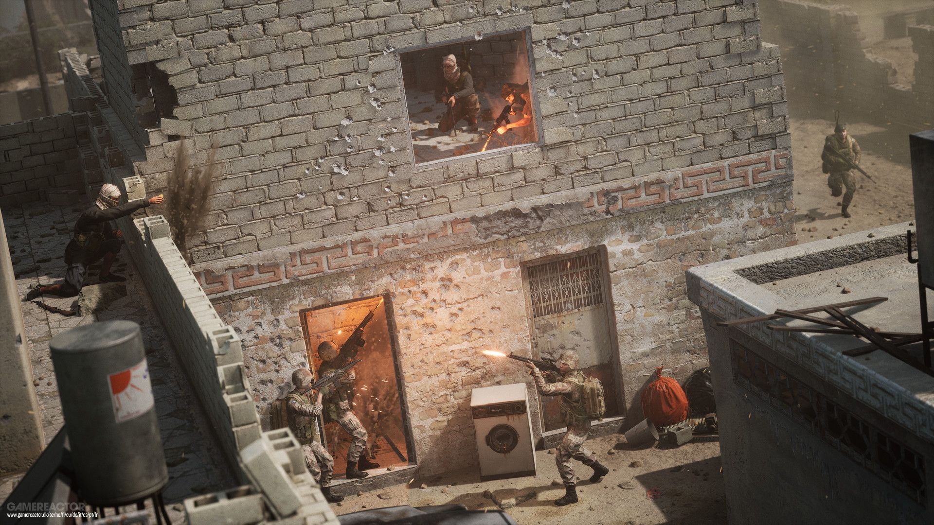 Squad Review - Gamereactor