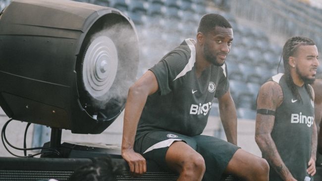 Chelsea trains under code red heat as they prepare a match they can't ...