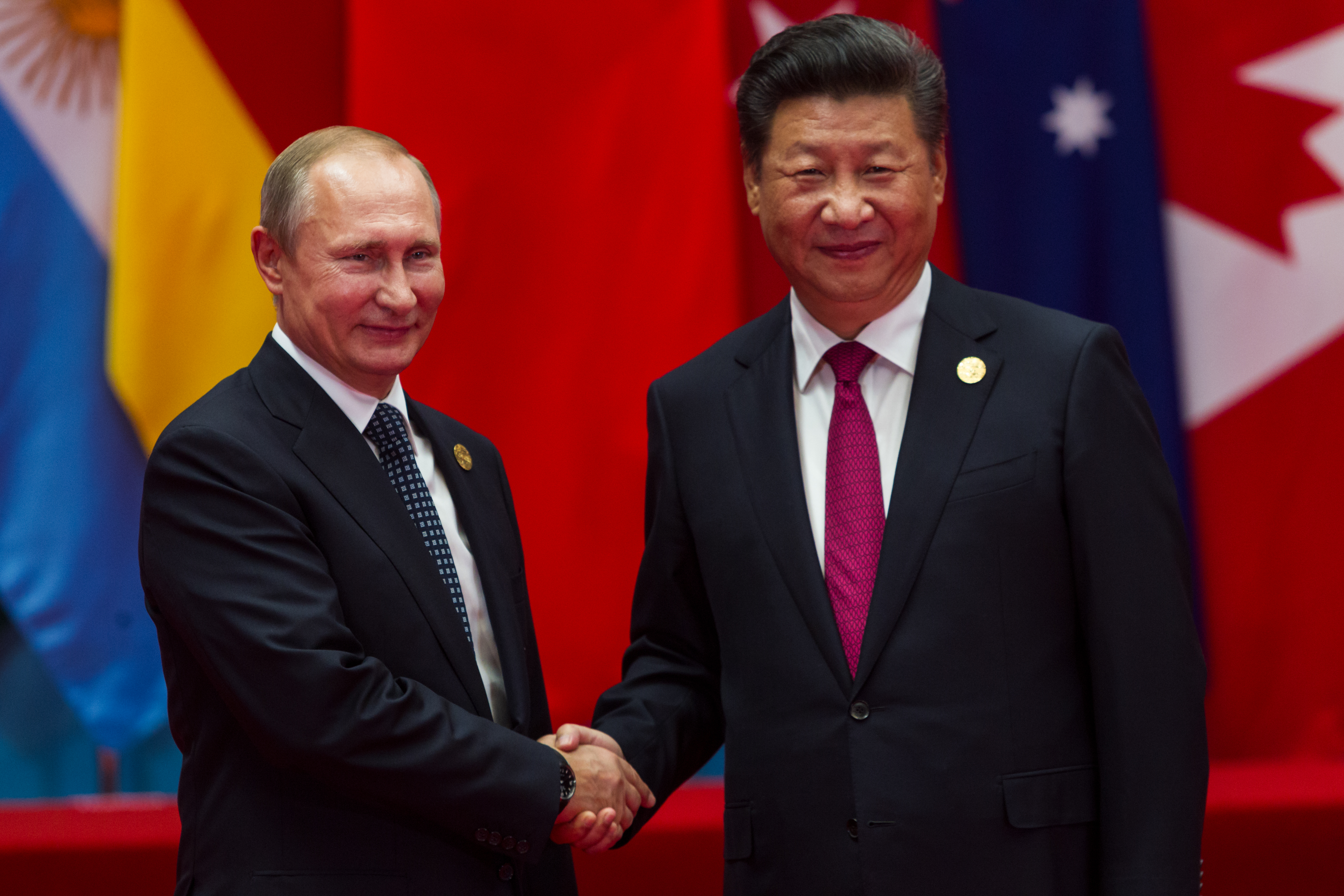 Xi Jinping and Vladimir Putin discuss Ukraine war on its third ...