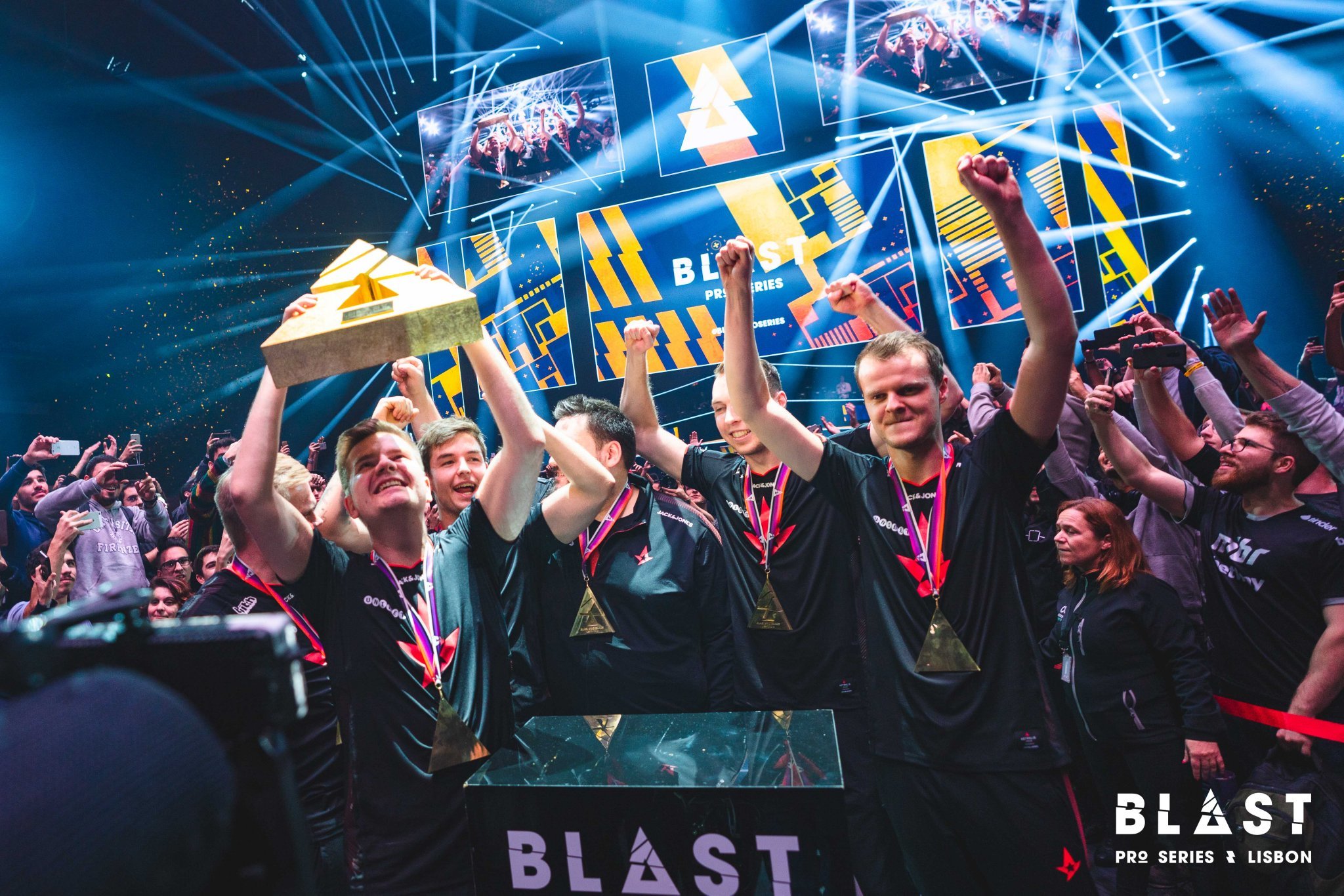 Denmark's Prime Minister says Astralis are "role models" - Counter ...