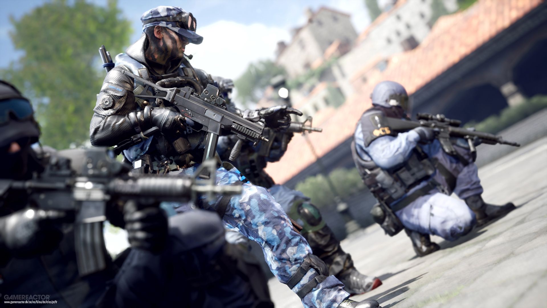 Here are four new screenshots from CrossfireX