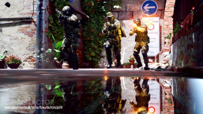 Here are four new screenshots from CrossfireX