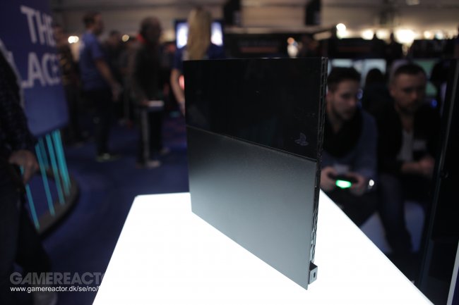 Photos of the final PS4 hardware - - Gamereactor