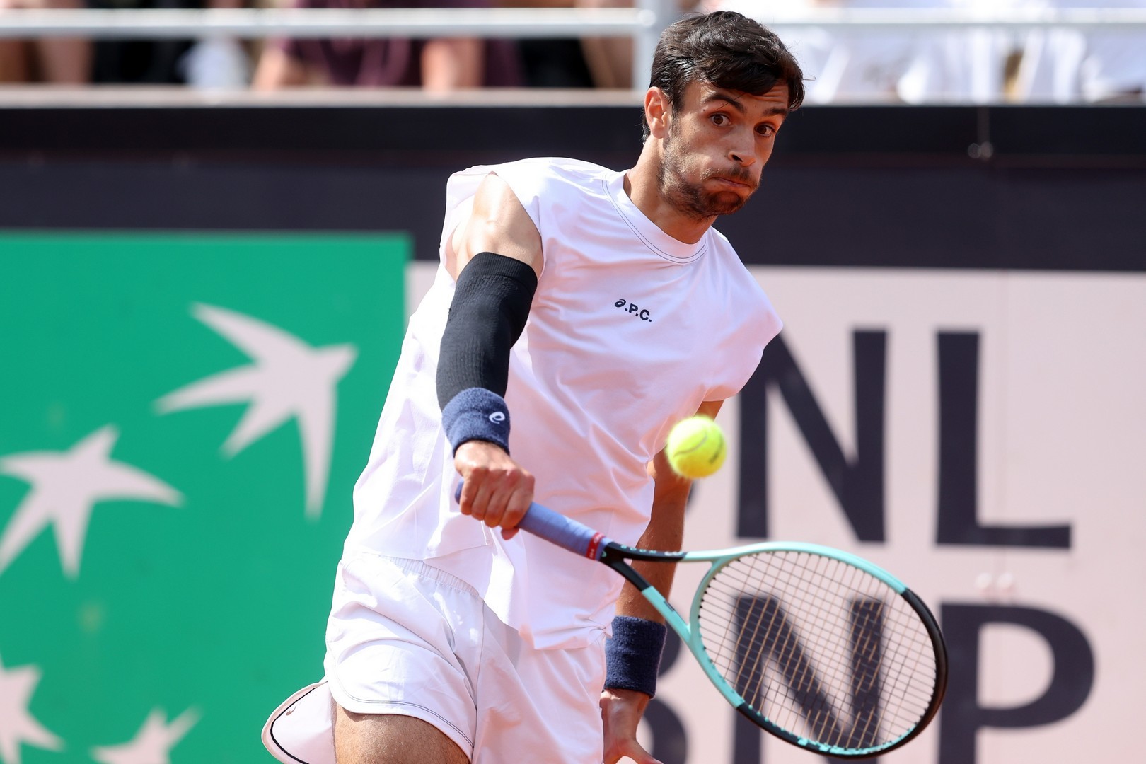 Lorenzo Musetti avoids penalty for hitting an umpire after kicking a ...