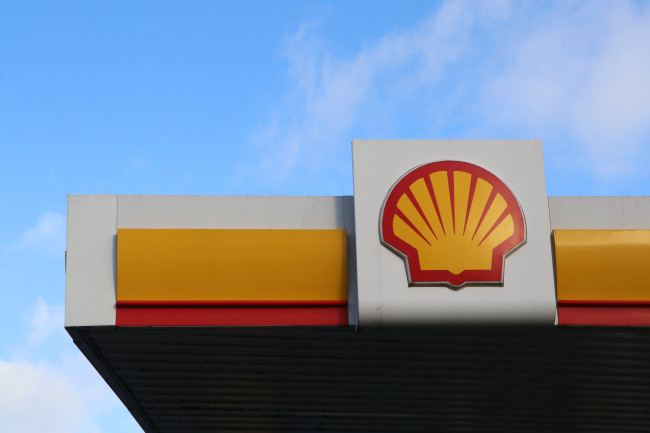 Shell claimed to have continued pumping oil through Nigerian pipeline ...