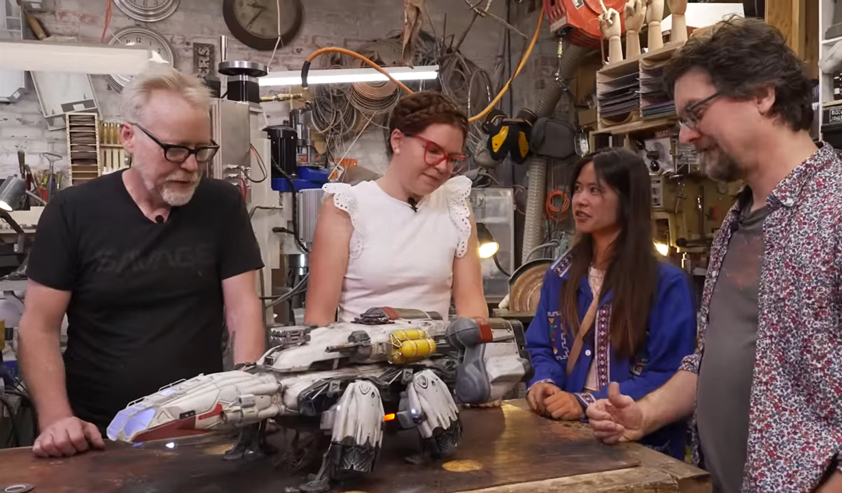 Adam Savage builds a super detailed Starfield spaceship model