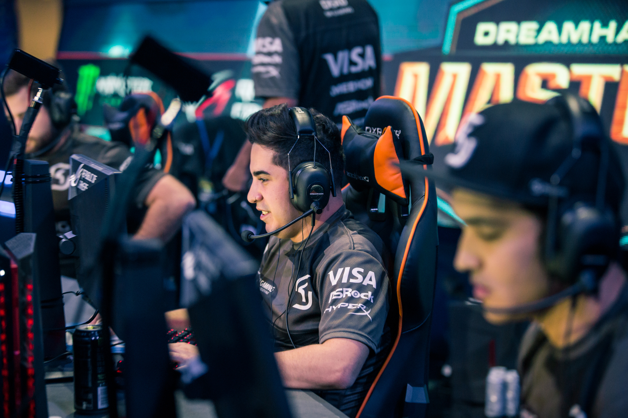 SK Gaming claim victory at the cs_summit - Counter-Strike: Global ...