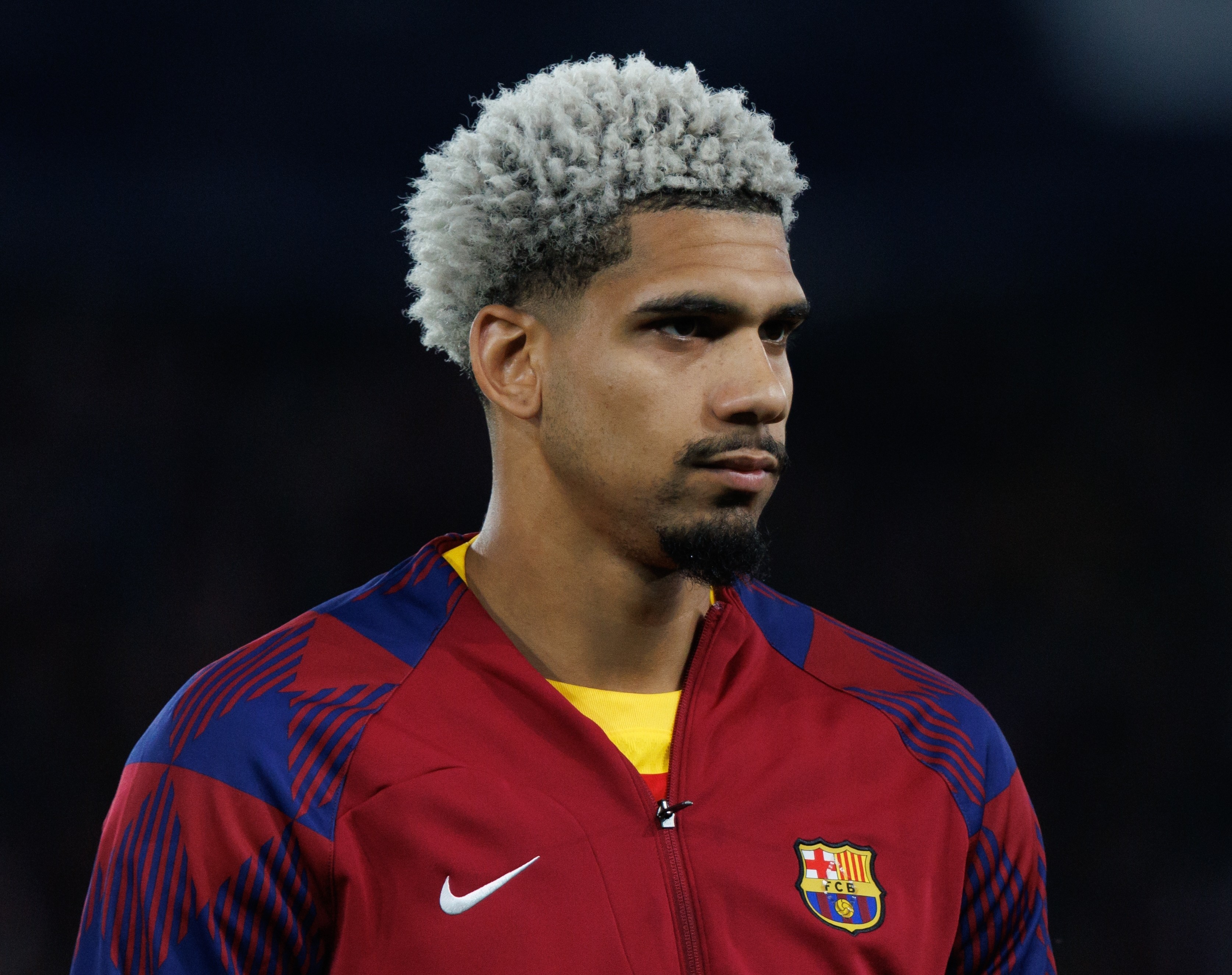 Barça captain Ronald Araújo asked a temporal absence to recover from ...