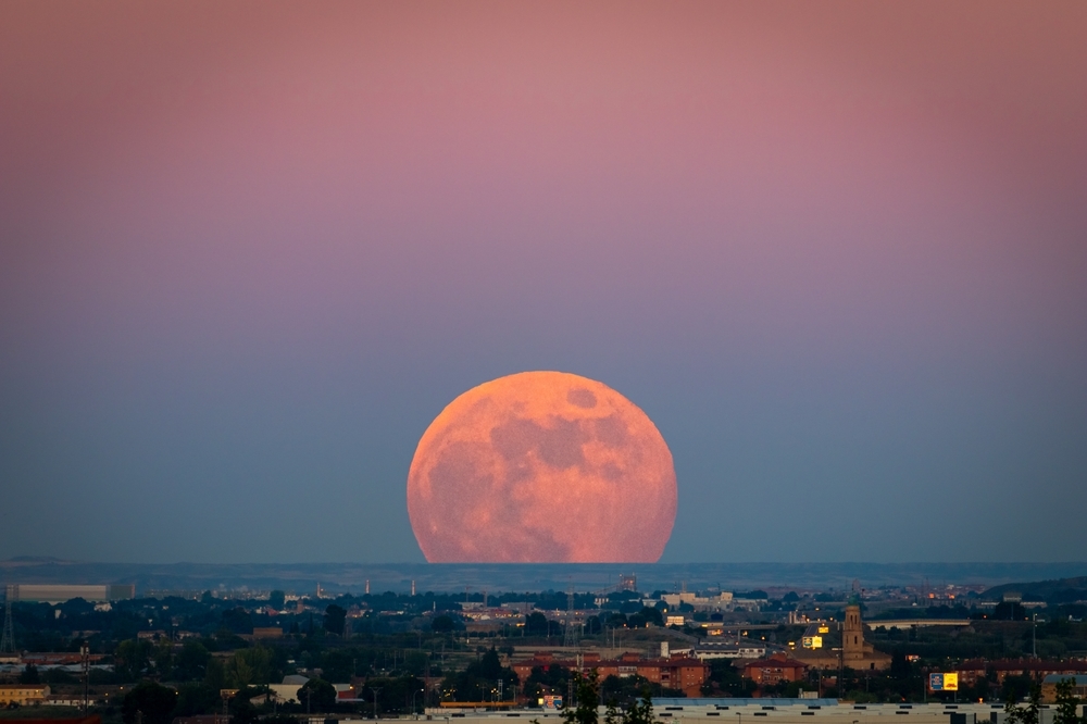 What is a supermoon and how to watch the rare October Harvest Moon (the ...