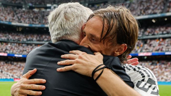 Relive Luka Modrić's and Carlo Ancelotti's emotional tribute as they wave Real Madrid goodbye ...