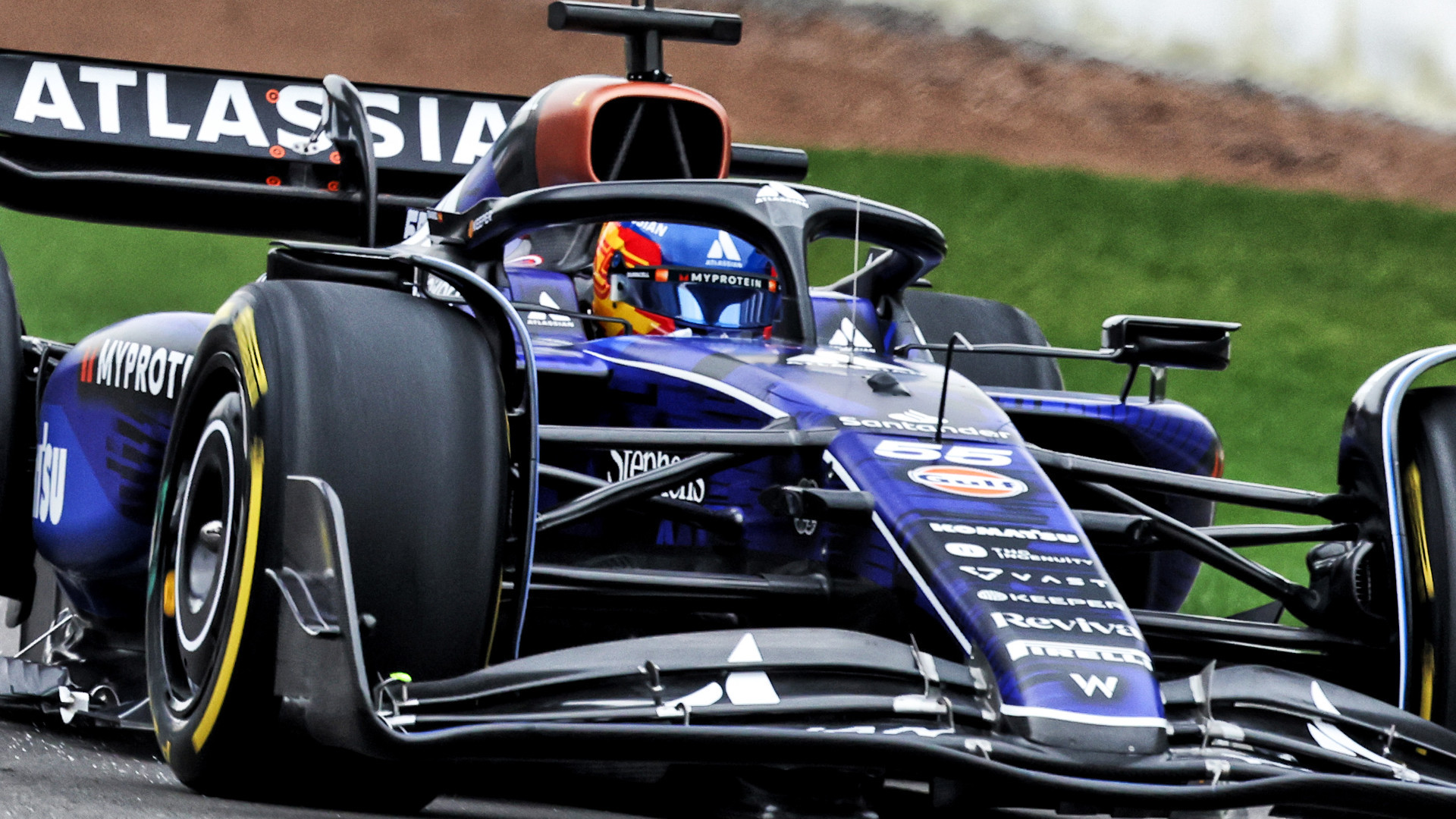 Williams unveils the FW47, hoping to improve after ten years far from ...