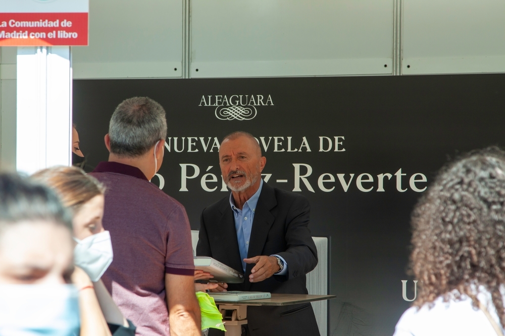 Arturo Pérez-Reverte blasts Spanish Royal Academy for bowing to ...