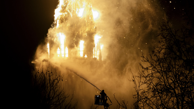 Historic Amsterdam church damaged by fire in early New Year's Day blaze ...