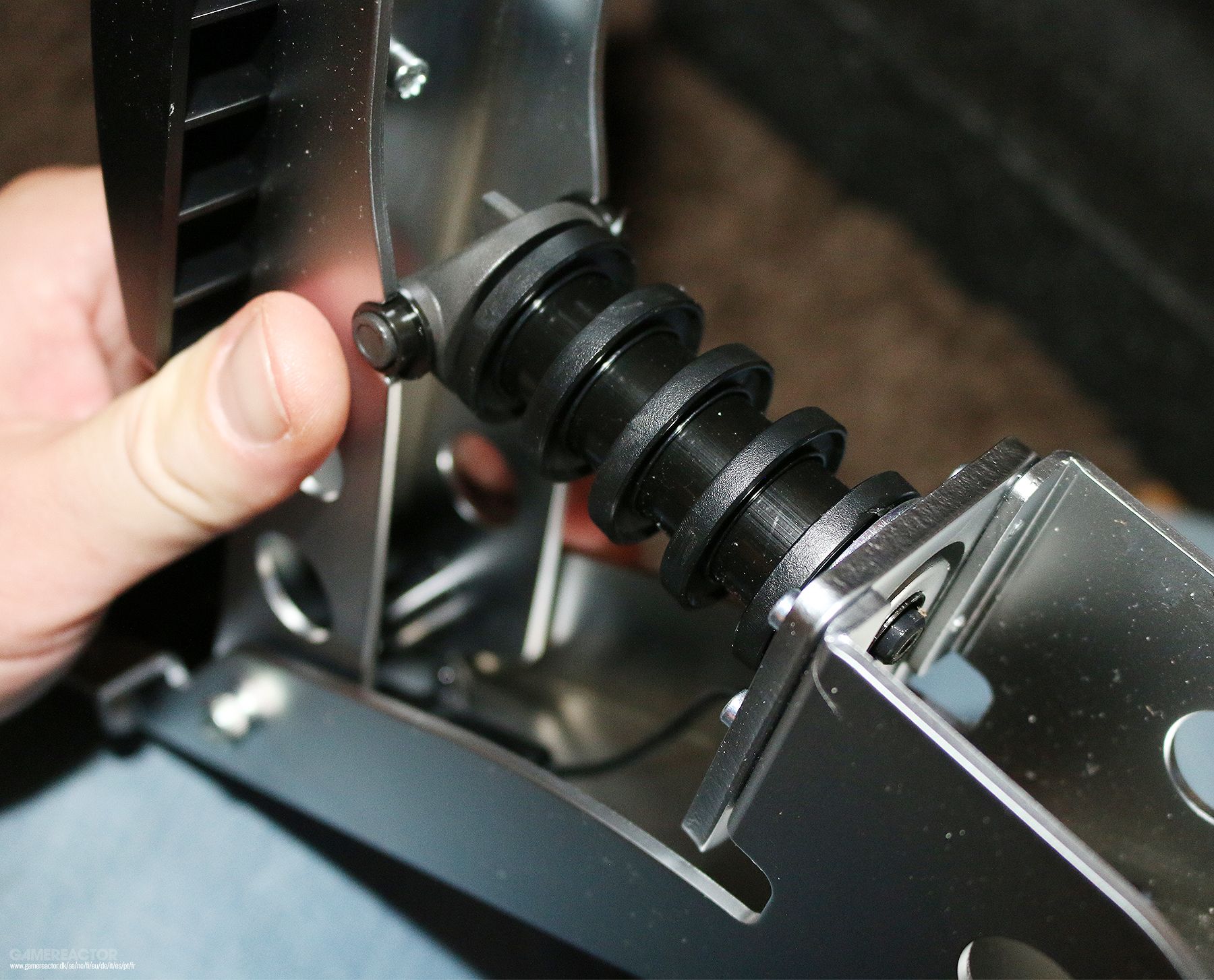 Fanatec Gran Turismo DD Pro + Load Cell Kit