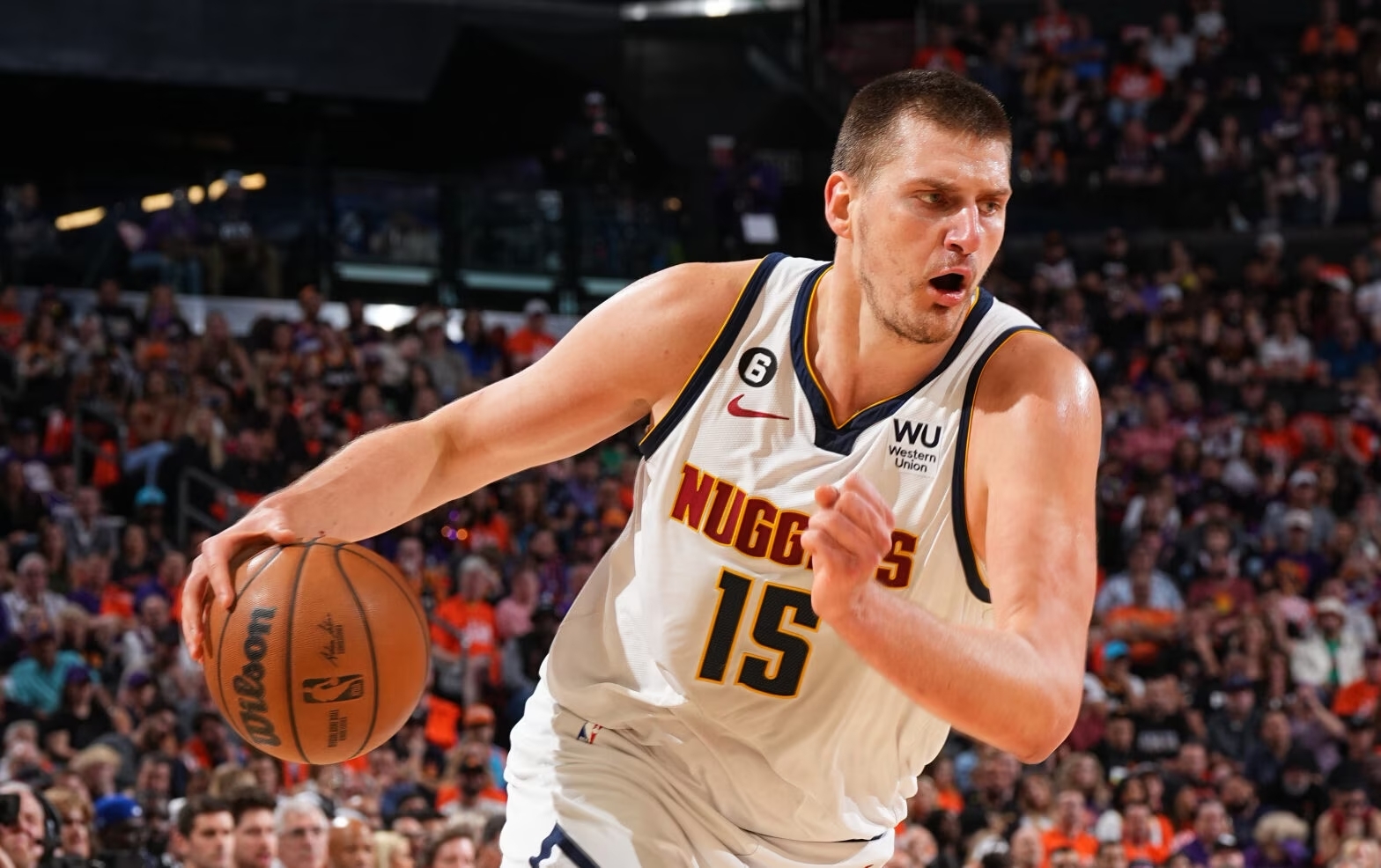 Nikola Jokić breaks a new NBA record in a career-best performance... that ended up in defeat ...