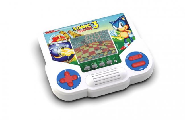 Handheld LCD games are making a comeback - - Gamereactor