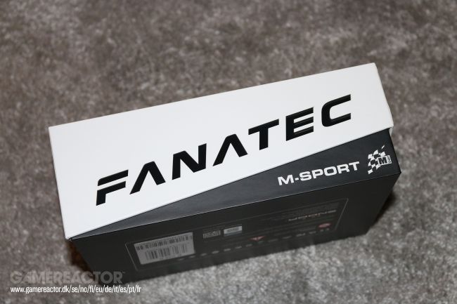 We are unboxing the Fanatec Podium Button Module Rally - - Gamereactor