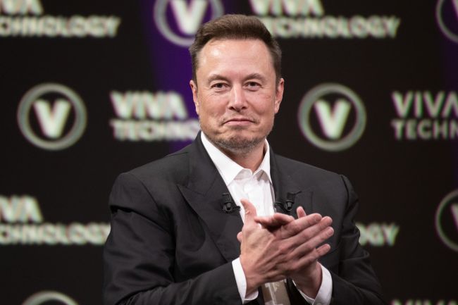 Elon Musk wants to enter the video games industry using AI - - Gamereactor