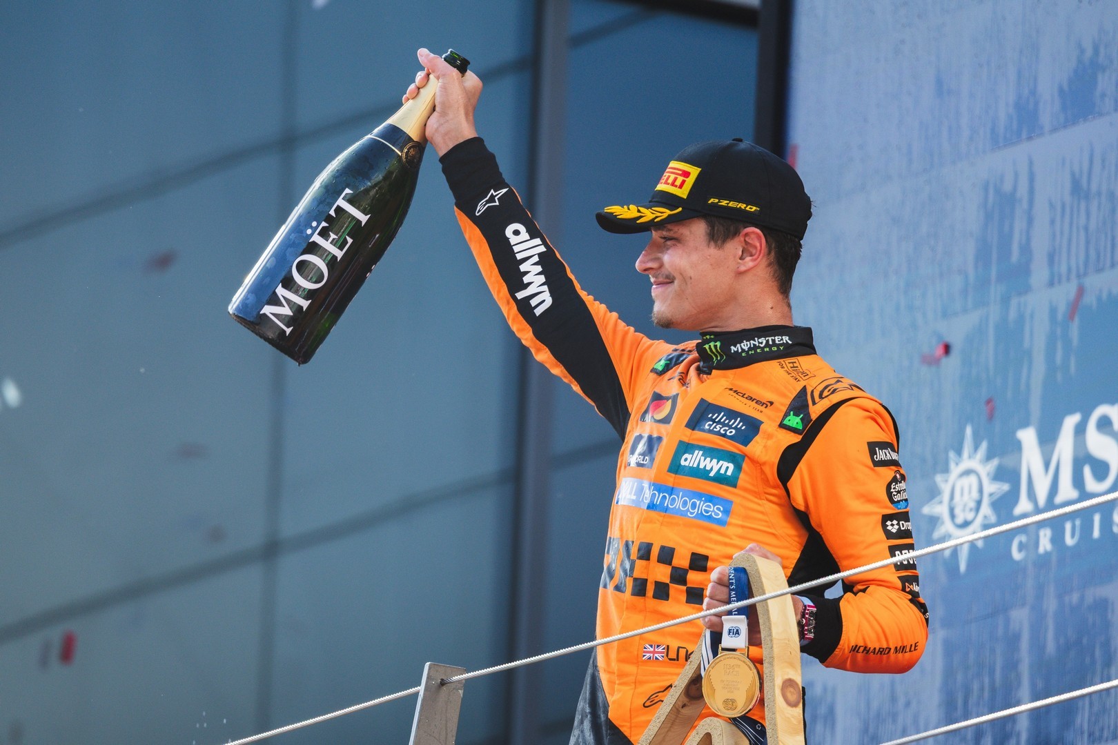 Lando Norris surpasses Oscar Piastri and takes Formula 1 lead.. by only ...