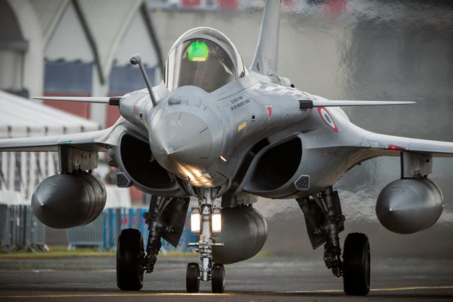 France considers shift from American to European fighter jets ...
