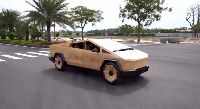 Someone made a Cybertruck out of wood - - Gamereactor