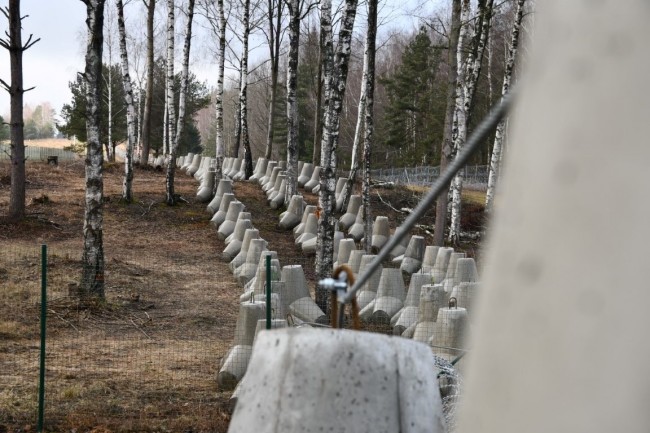 Poland plans to lay millions of landmines along its eastern border with ...