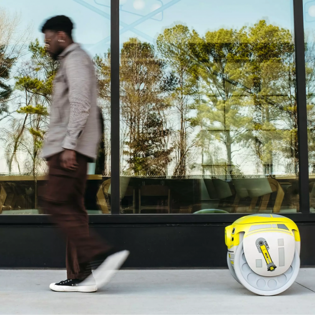 Who needs friends when you can have a $3,000 smart Star Wars droid ...