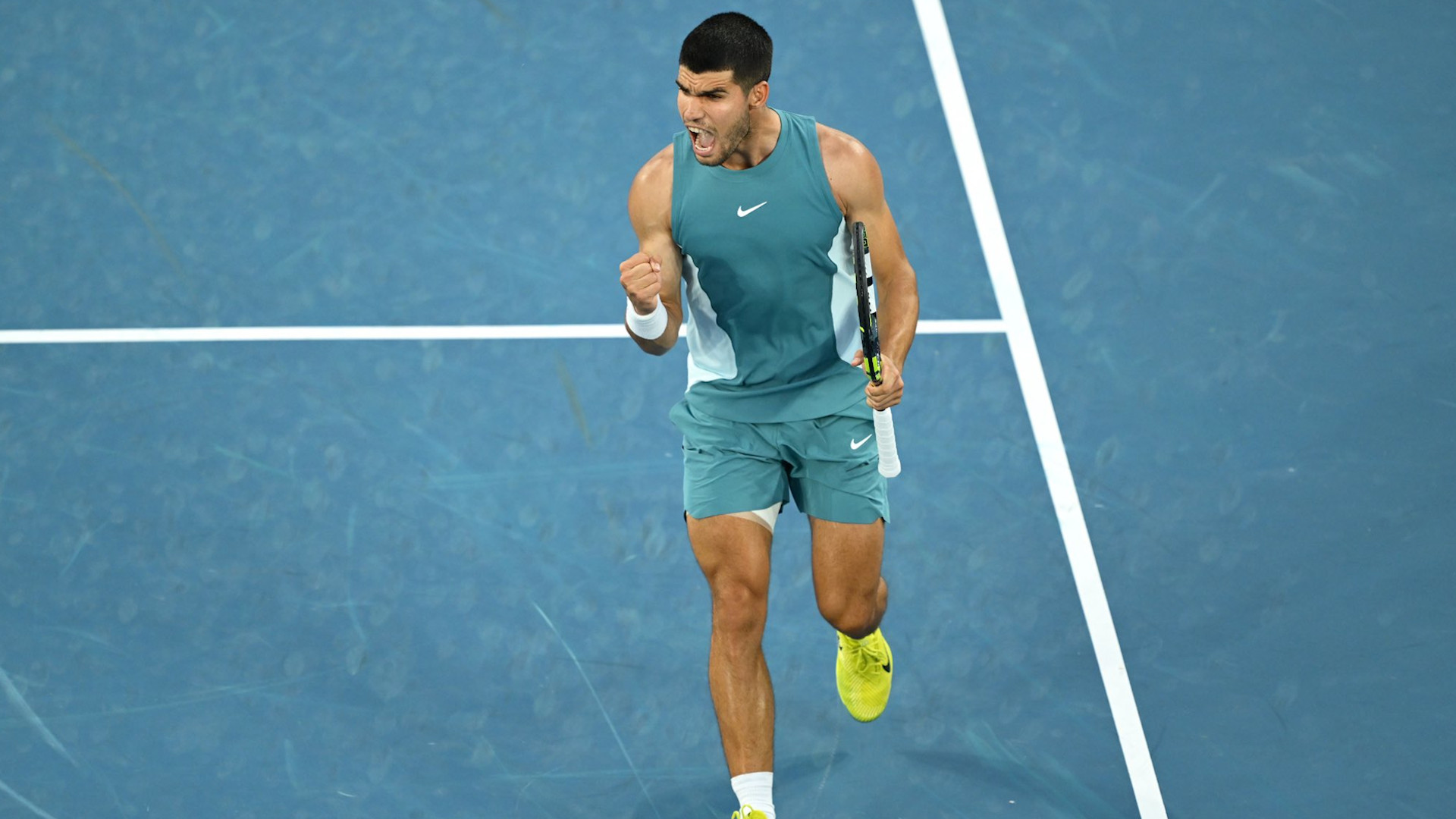 Carlos Alcaraz responds to viral video of him at the Australian Open ...