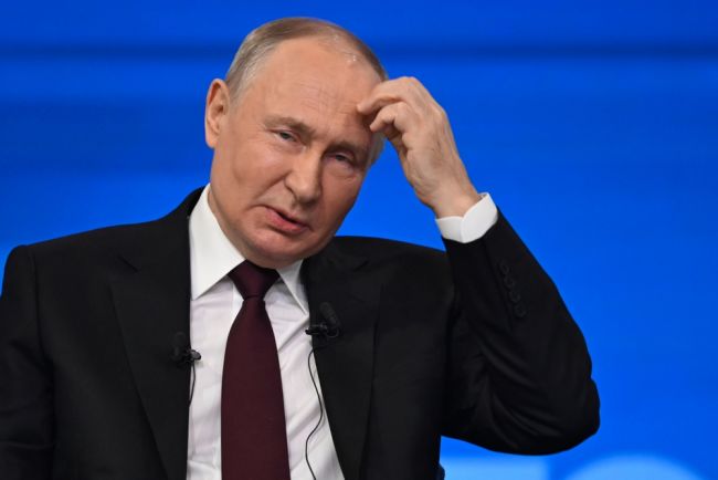 Kremlin confirms Putin's invitation to Iran, visit dates pending ...