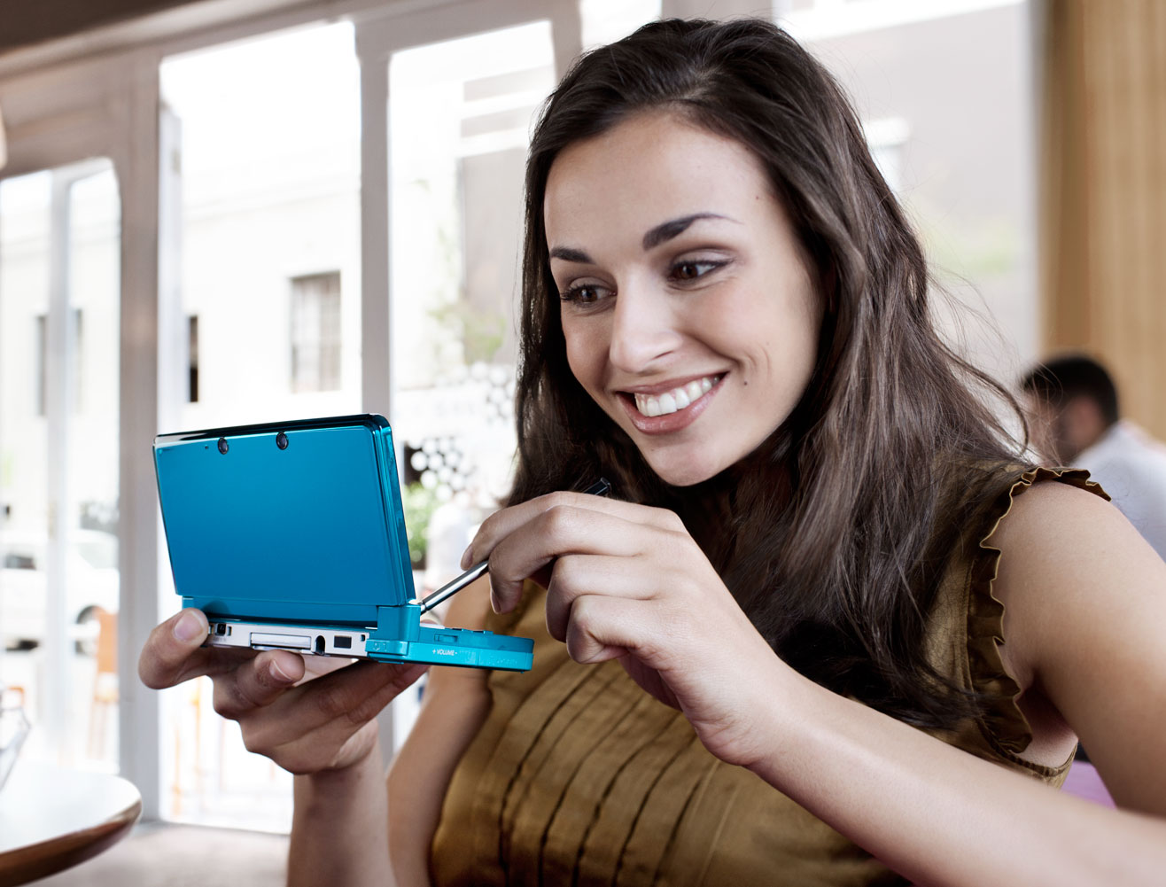 3DS vs NGP: The Comparison - - Gamereactor