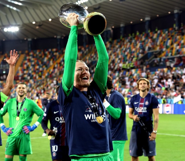Who is Matvey Safonov, PSG's second goalkeeper and hero of the ...