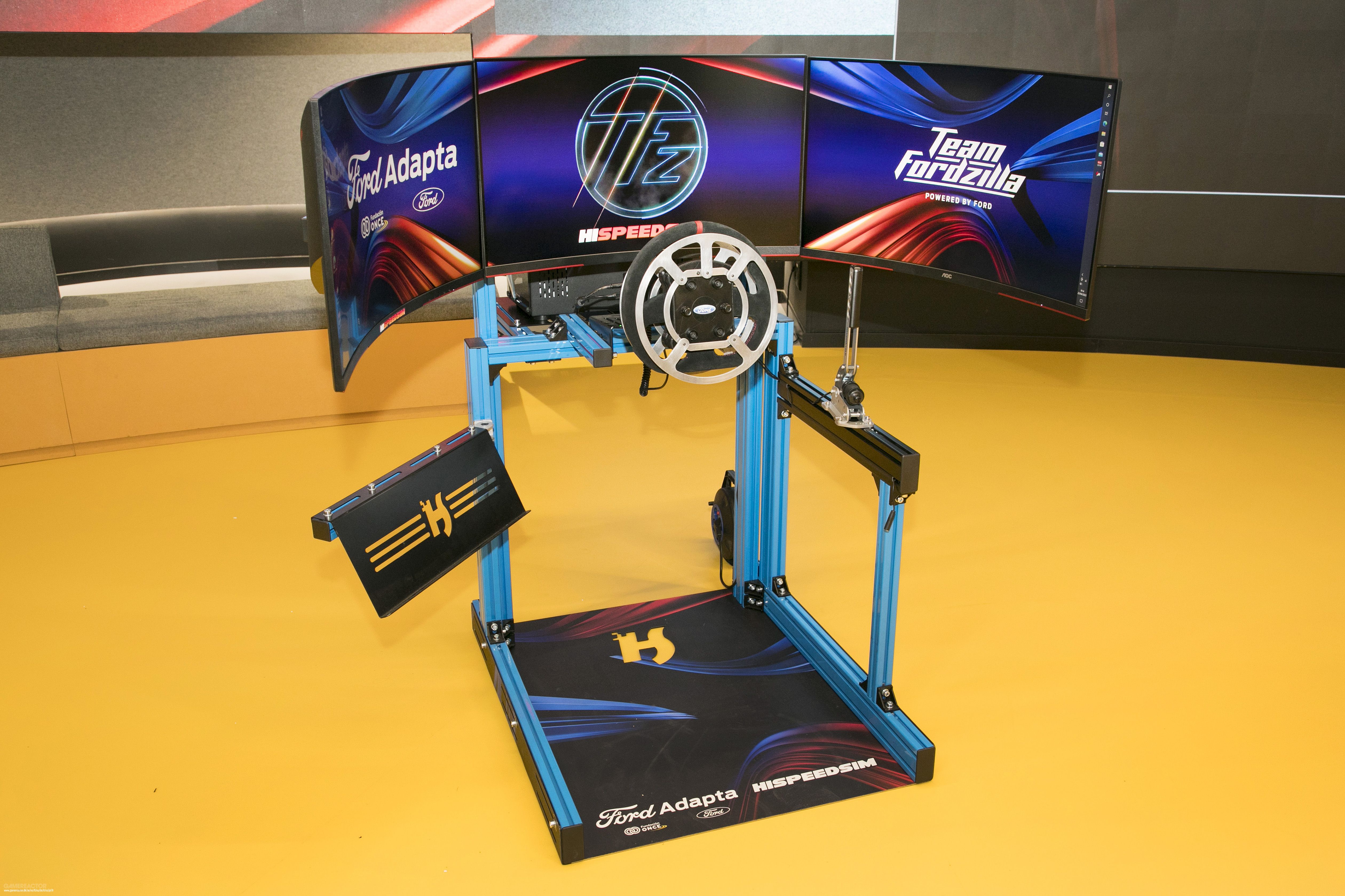 Ford and ONCE unveil their simracing solution for limited mobility users