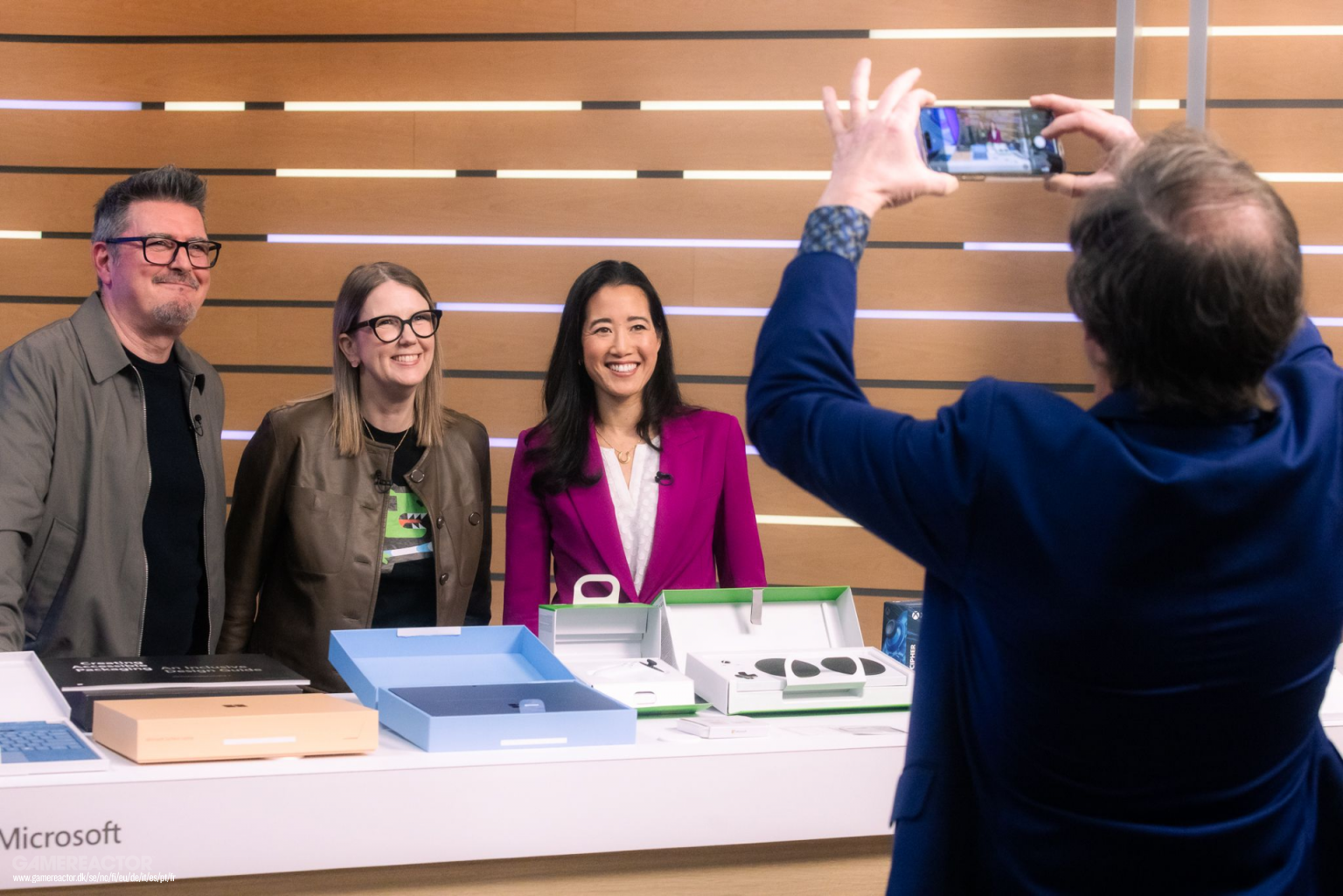 The new Xbox Adaptive Joystick controller is now available - - Gamereactor