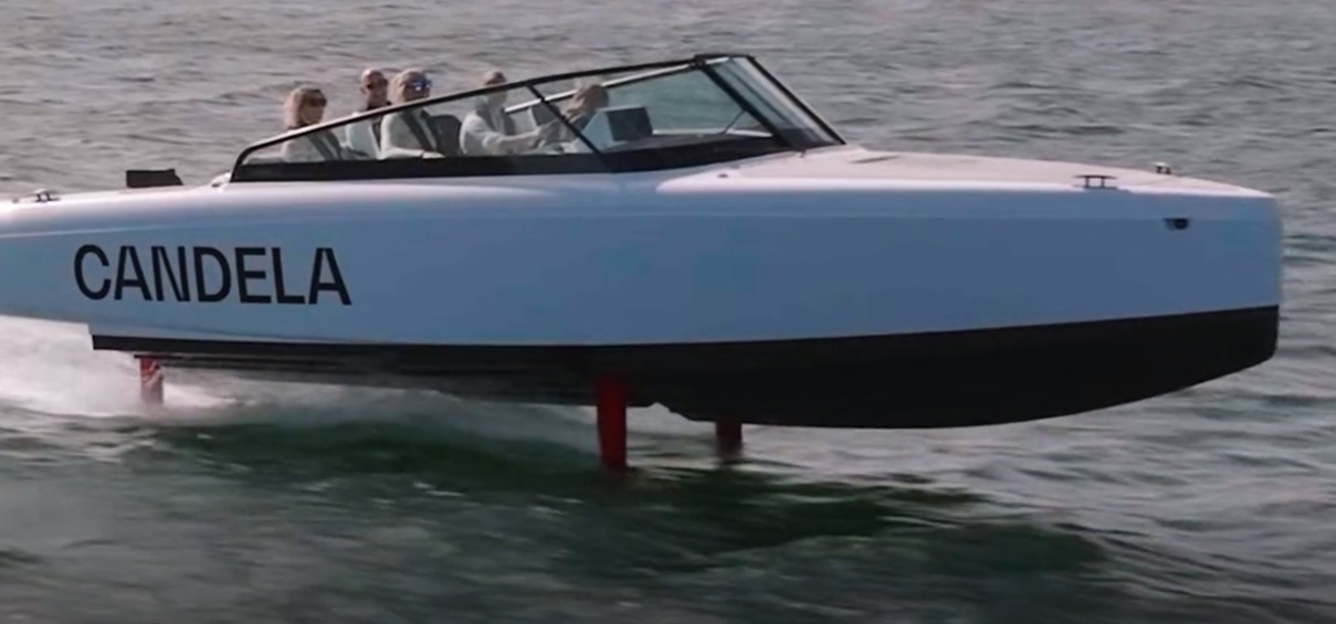 Check out this flying boat - - Gamereactor