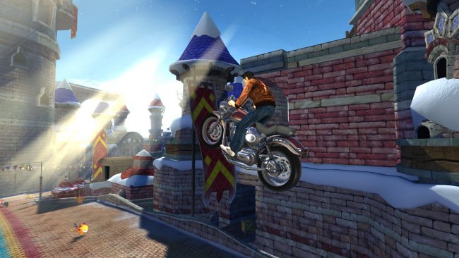 Ryo Hazuki races with Sonic - Sonic & Sega All-Stars Racing - Gamereactor