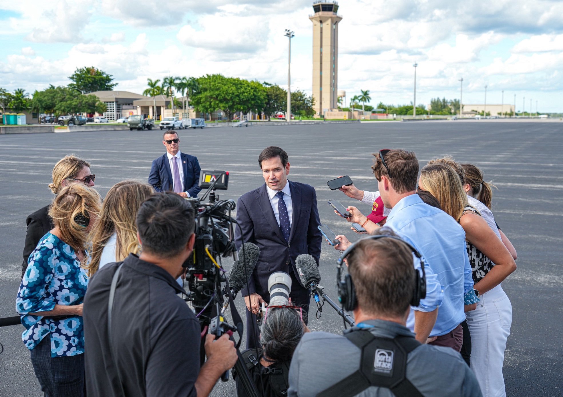 Rubio visits Mexico as Trump pushes tougher stance on cartels ...