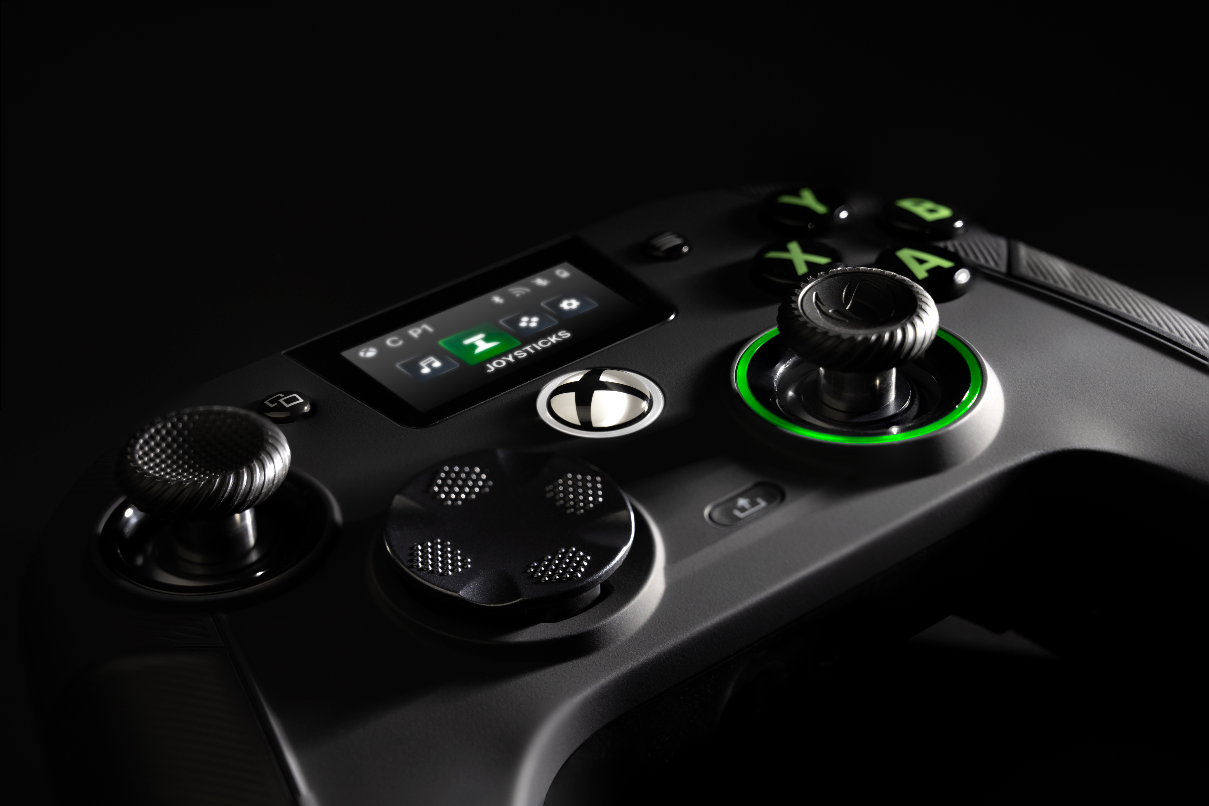 The Revolution X Unlimited controller launches next month - - Gamereactor