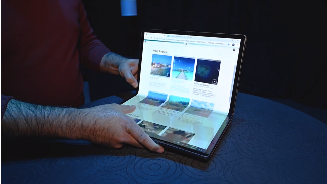 Foldable Laptops are here with new models on show at CES - - Gamereactor