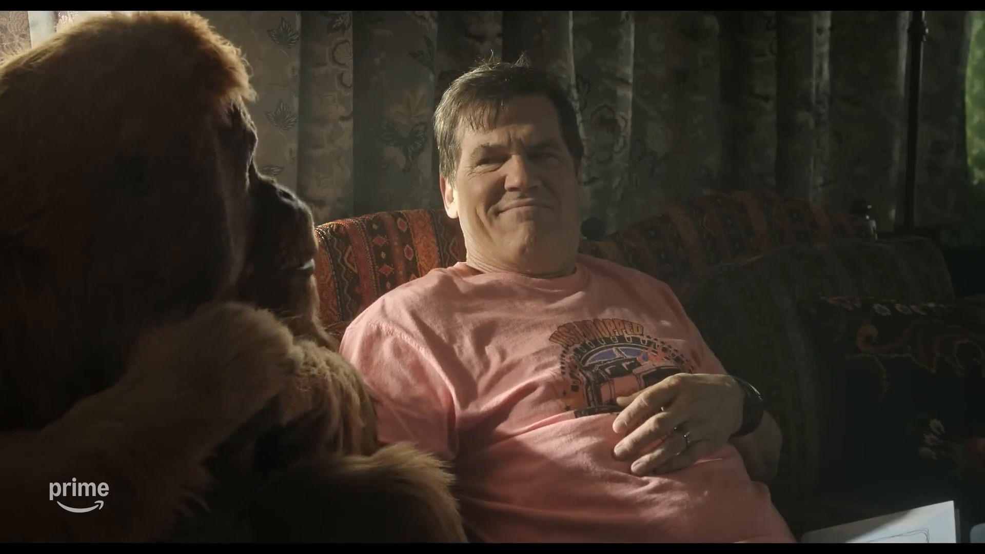 Josh Brolin and Peter Dinklage star as criminal twin brothers in ...