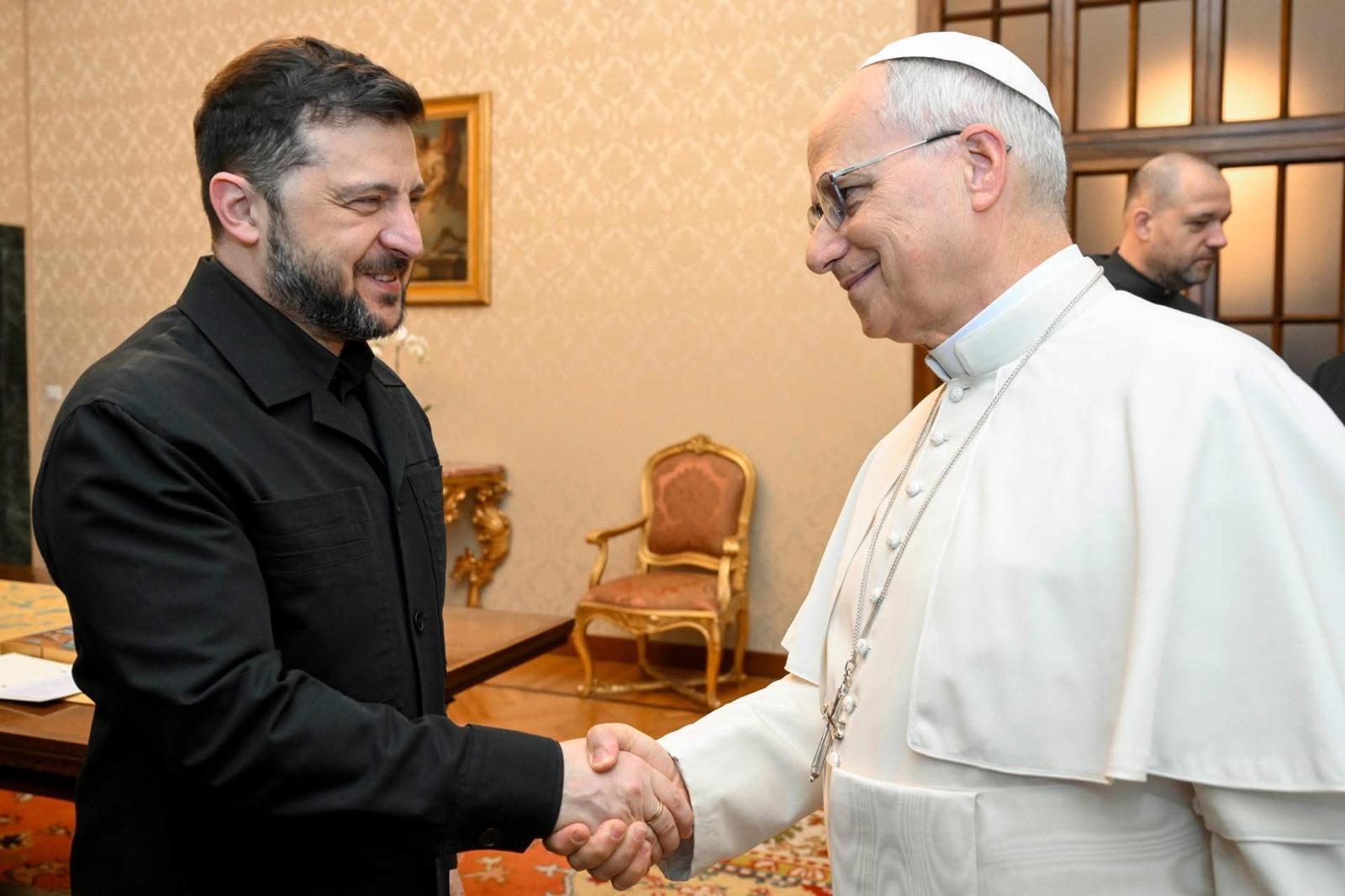 Zelensky meets Pope Leo XIV ahead of peace talks with Italy's Meloni ...