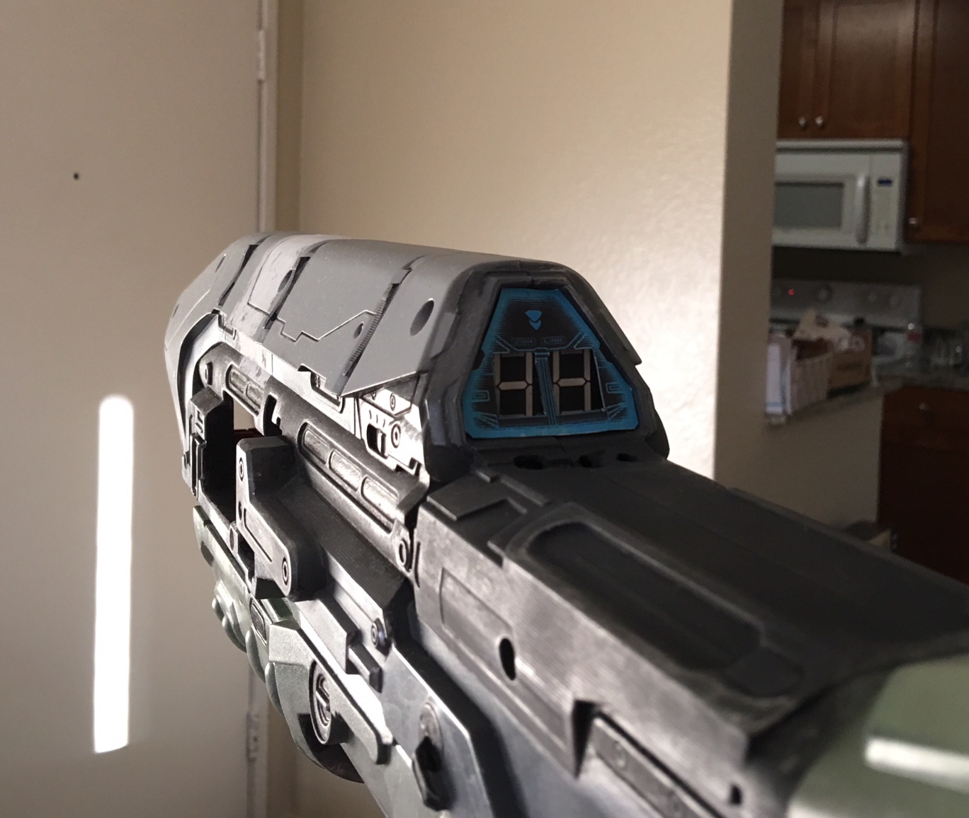 Someone made Halo's assault rifle in real life - Halo 5: Guardians ...
