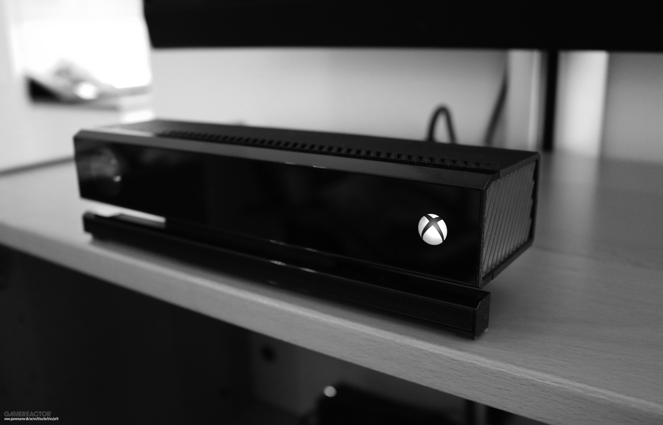 No Kinect adaptor love for Xbox One X early adopters - - Gamereactor