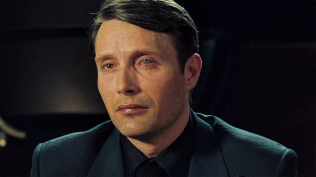 Mads Mikkelsen's James Bond villain Le Chiffre joins Hitman: World of ...
