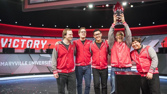 Maryville University lift LoL College Championship trophy - League of ...