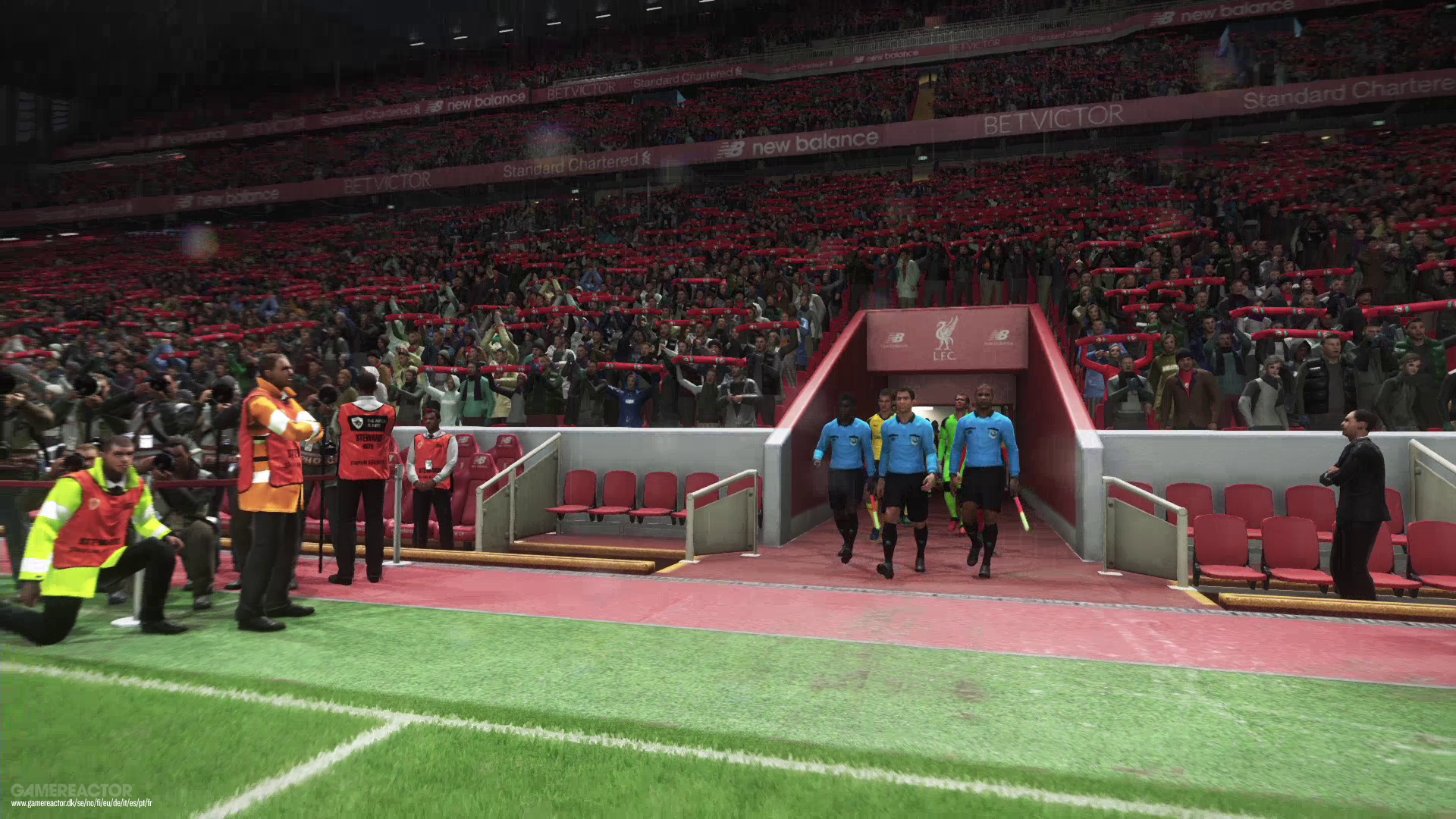 Watch PES 2017 gameplay at Anfield and Signal Iduna Park - Pro ...