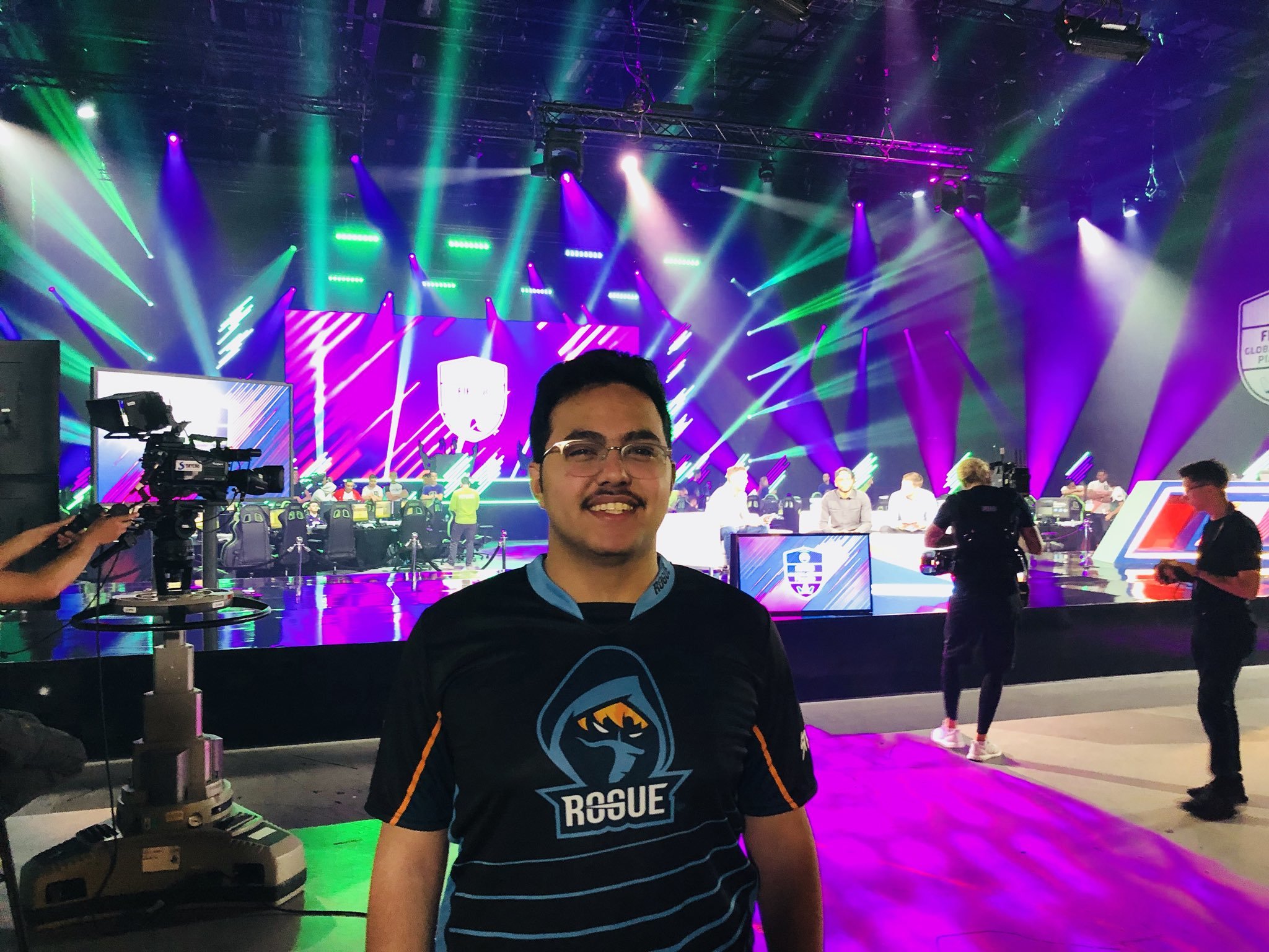 Rogue signs Manchester Champions Cup winner MSDossary - FIFA 18 ...